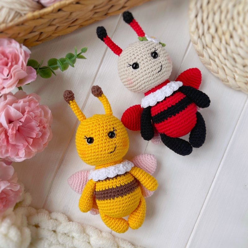 Kind bumblebee amigurumi pattern - Amigurumi.com
