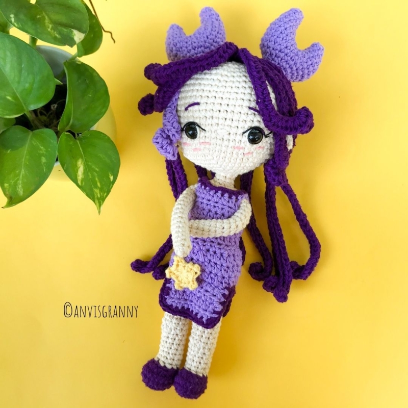 Zodiac Cancer Princess amigurumi pattern - Amigurumi.com