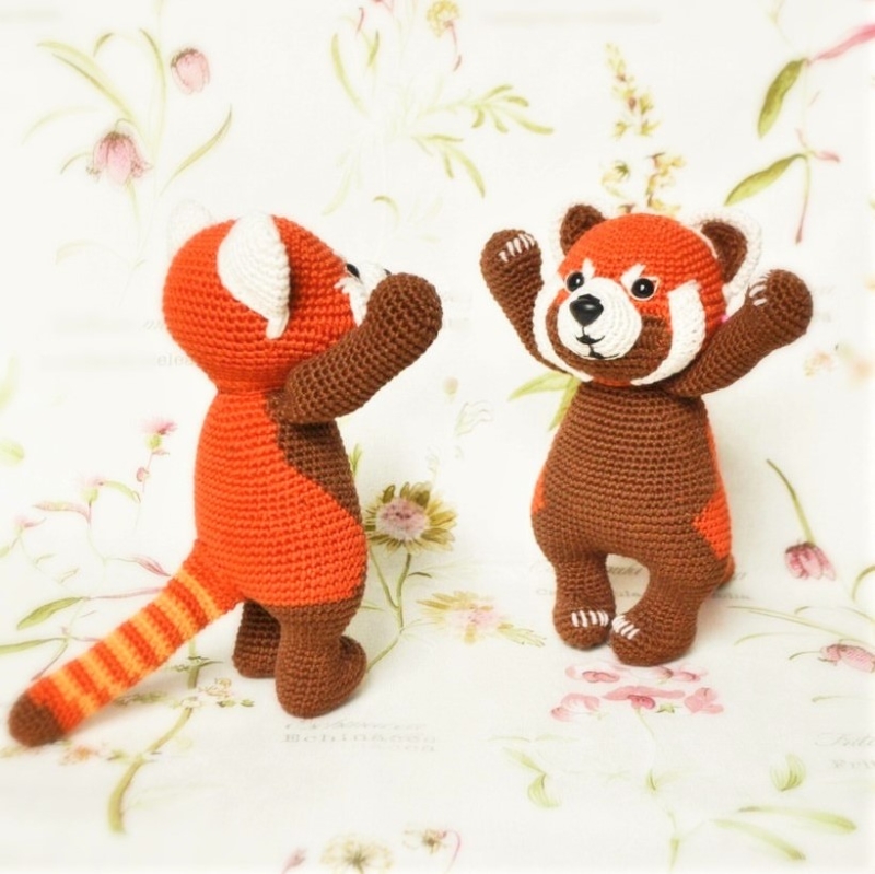Sammy the Red panda amigurumi pattern - Amigurumi.com