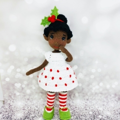 Christmas elf Ella amigurumi pattern - Amigurumi.com