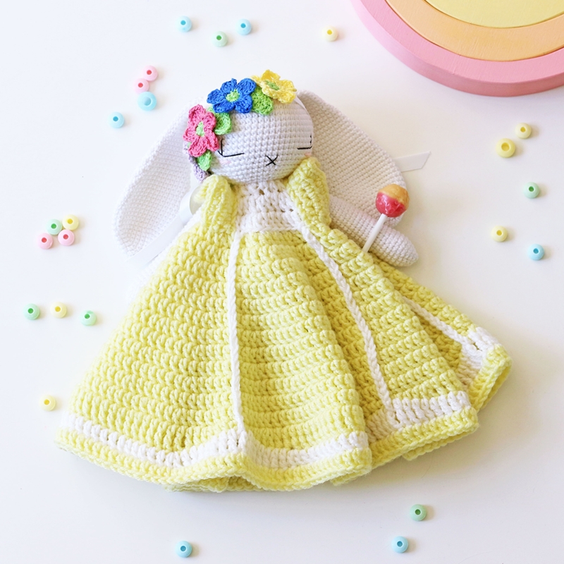 Fleur The Little Spring Bunny Lovey amigurumi pattern - Amigurumi.com