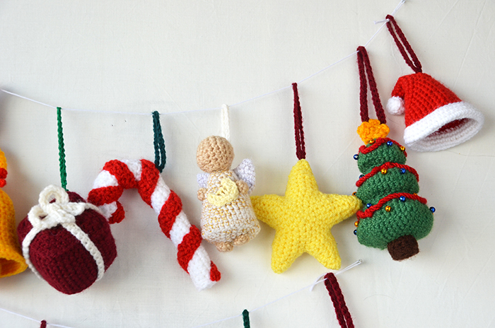 Christmas Ornaments amigurumi pattern - Amigurumi.com