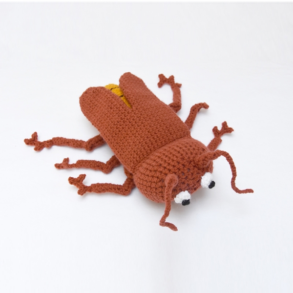 Cockroach amigurumi pattern - Amigurumi.com