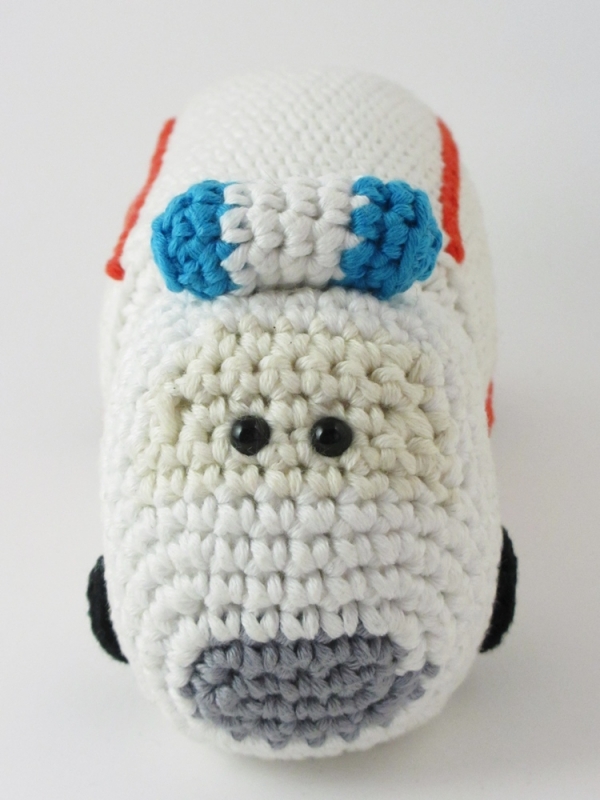 Ambulance amigurumi pattern - Amigurumi.com