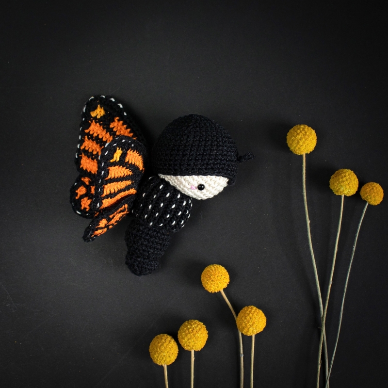 Monarch Butterfly amigurumi pattern - Amigurumi.com