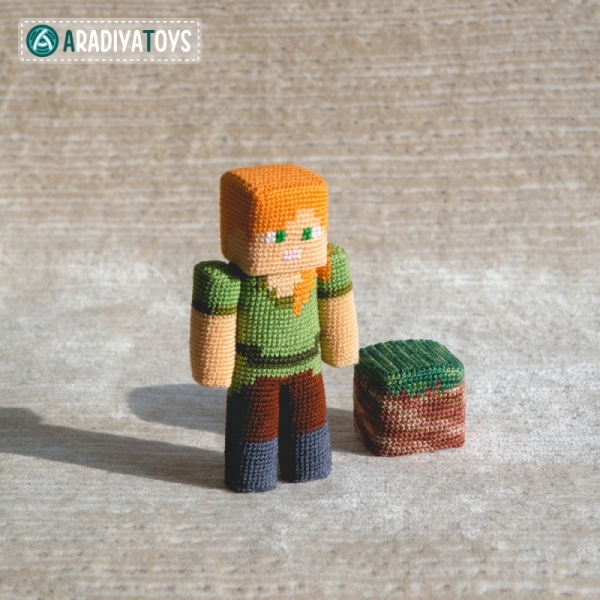Alex ("Minecraft") - Free amigurumi pattern