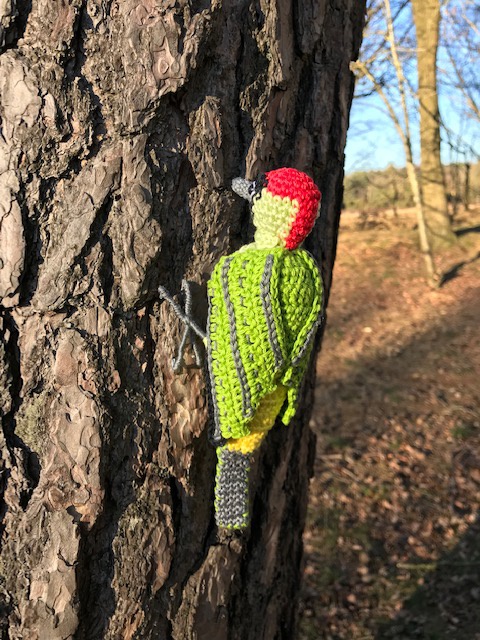 Green Woodpecker amigurumi pattern - Amigurumi.com