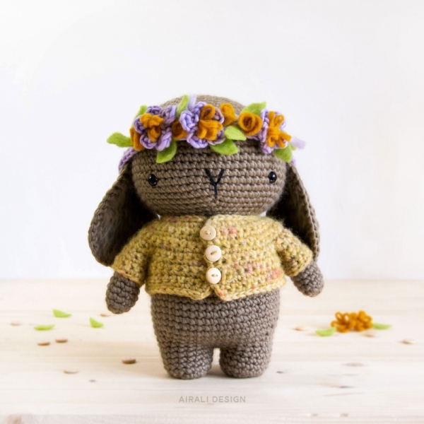 Spring Bunny amigurumi pattern - Amigurumi.com