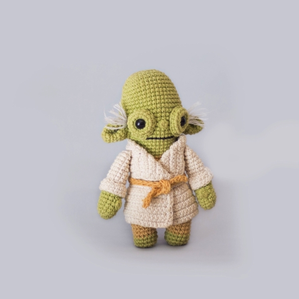 MASTER YODA amigurumi pattern - Amigurumi.com