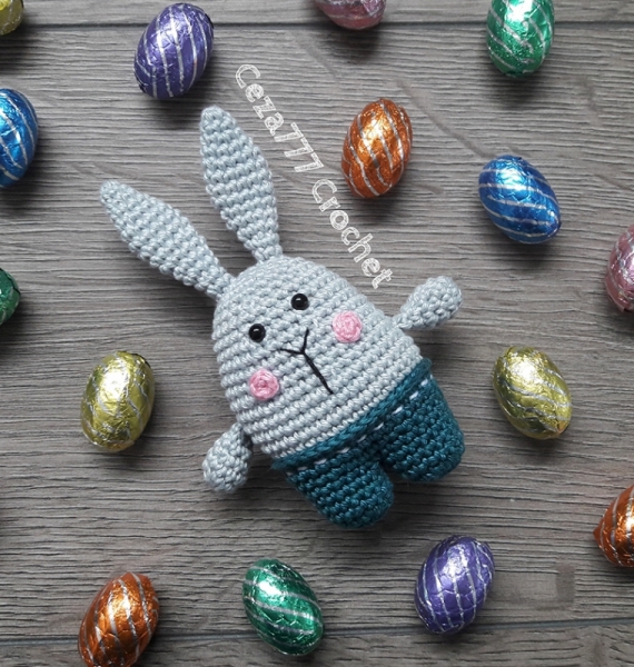 Easter Bunny - Free amigurumi pattern