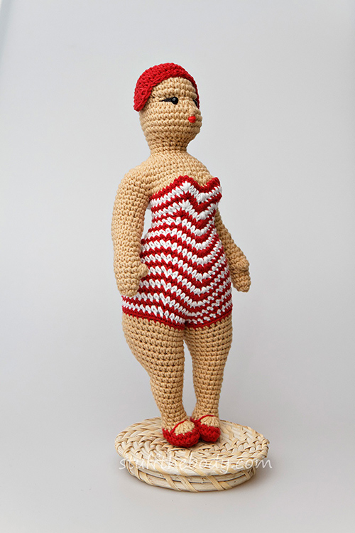 Beach lady doll amigurumi pattern - Amigurumi.com