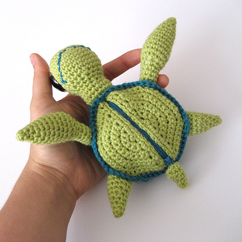 Marty the Sea Turtle amigurumi pattern - Amigurumi.com