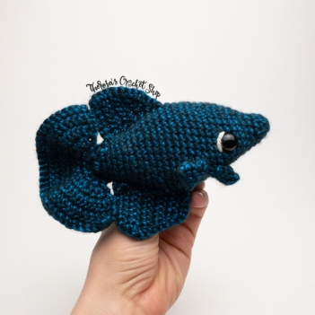 Betty the Betta Fish amigurumi pattern - Amigurumi.com