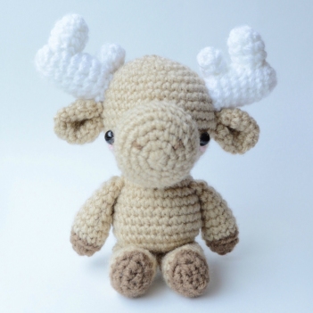 Max the Moose amigurumi pattern - Amigurumi.com