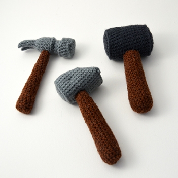 Hammer Time! amigurumi pattern - Amigurumi.com