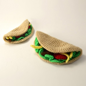 Large and Small Taco amigurumi pattern - Amigurumi.com