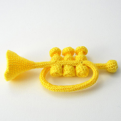 Trumpet amigurumi pattern - Amigurumi.com